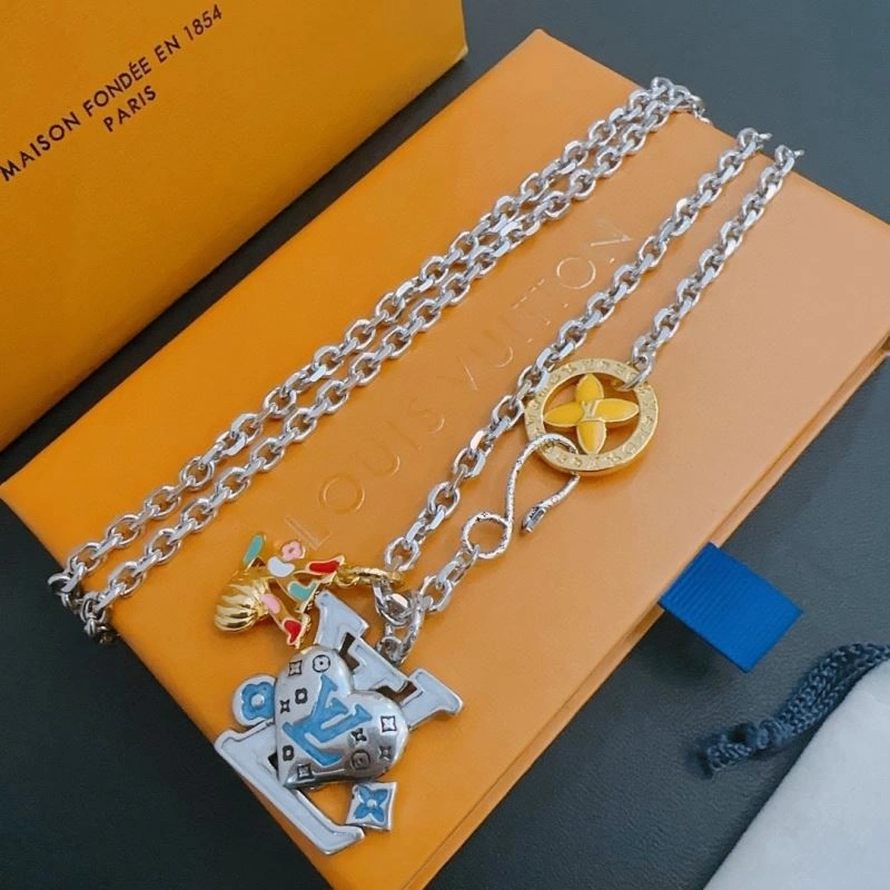 Low-cost Louis Vuitton Necklaces