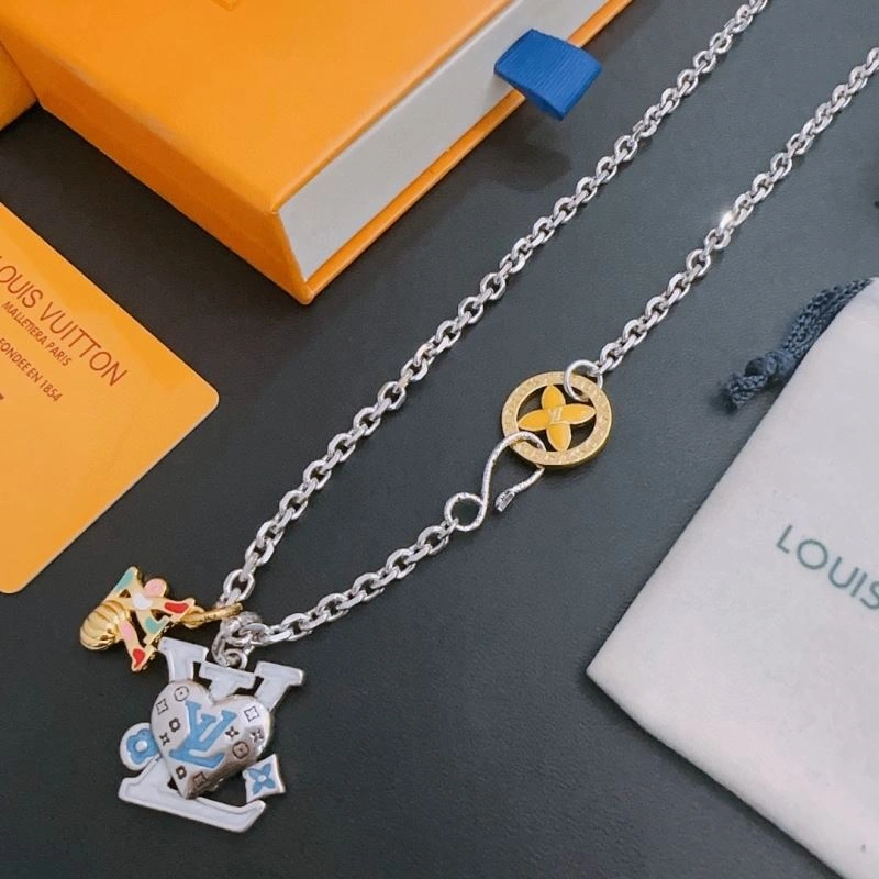 Low-cost Louis Vuitton Necklaces