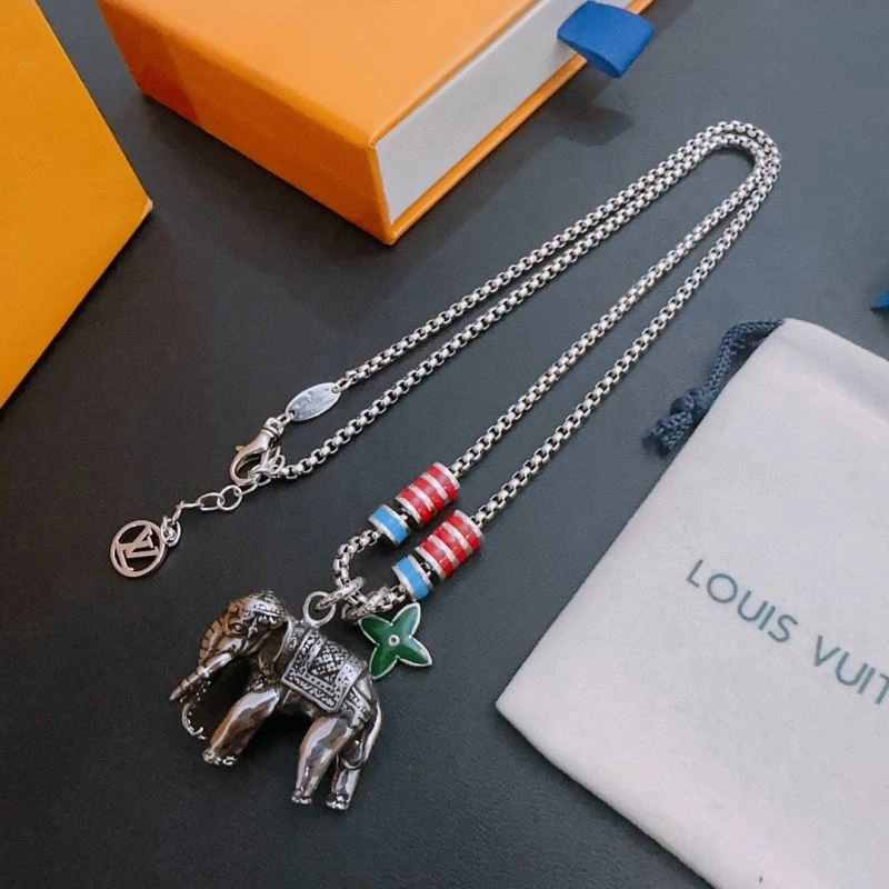 Reasonably priced Louis Vuitton Necklaces