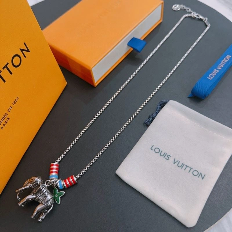 Reasonably priced Louis Vuitton Necklaces