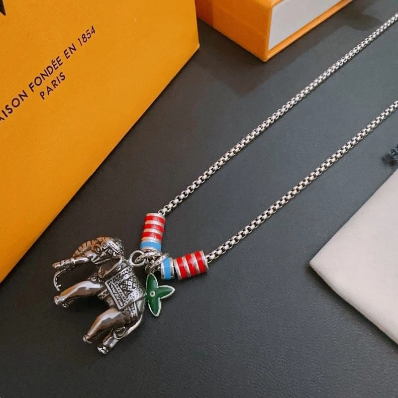 Reasonably priced Louis Vuitton Necklaces