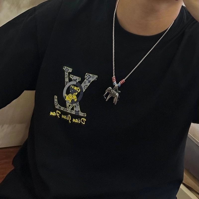 Reasonably priced Louis Vuitton Necklaces
