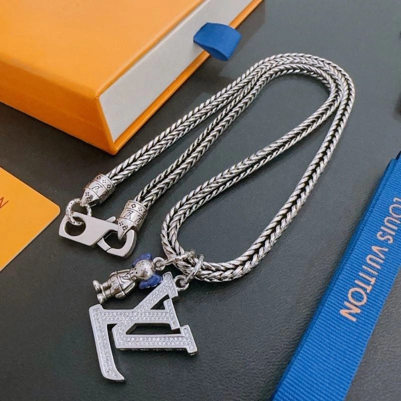 Value-priced Louis Vuitton Necklaces
