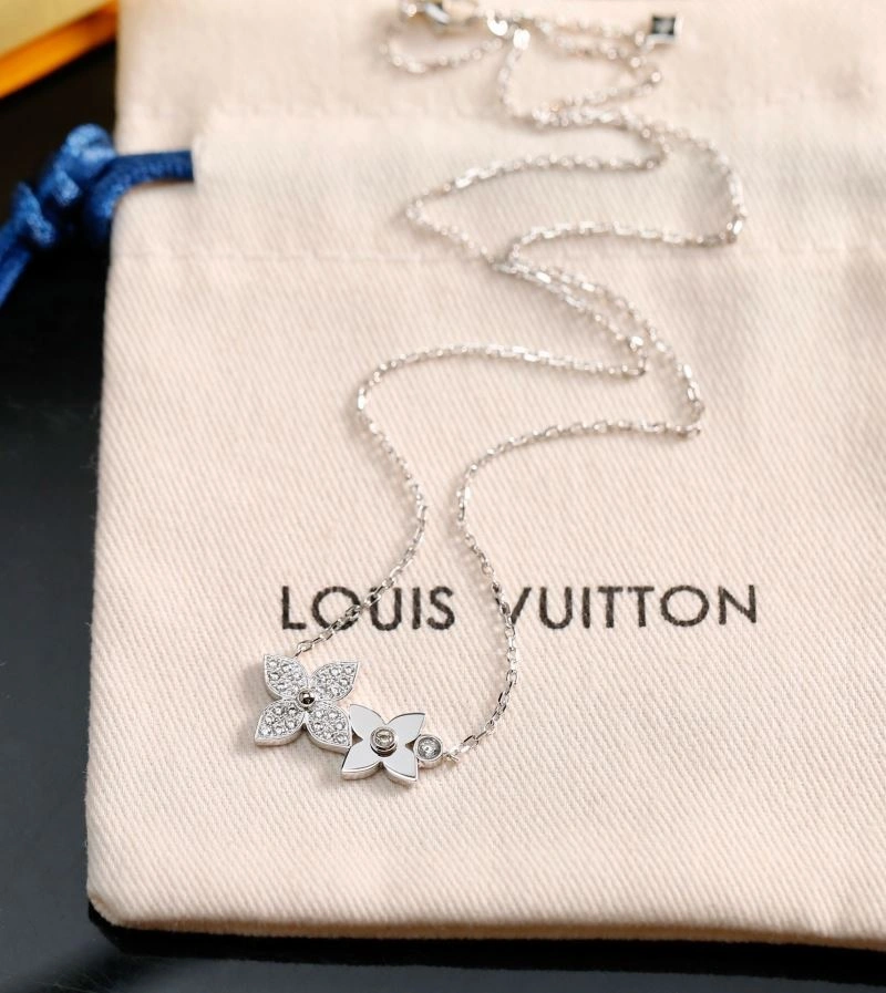 Official Louis Vuitton Necklaces