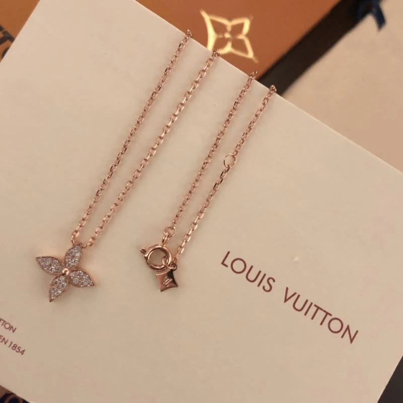 Mirror quality Louis Vuitton Necklaces