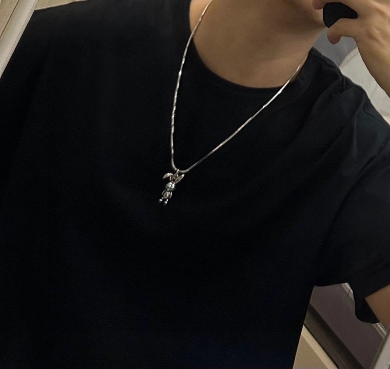 Inexpensive Louis Vuitton Necklaces