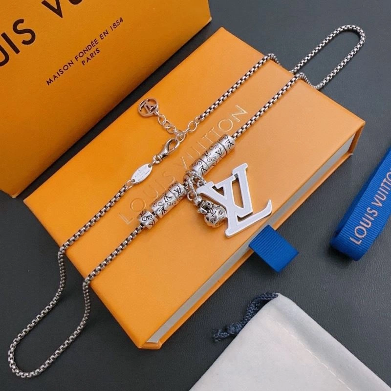Original Louis Vuitton Necklaces