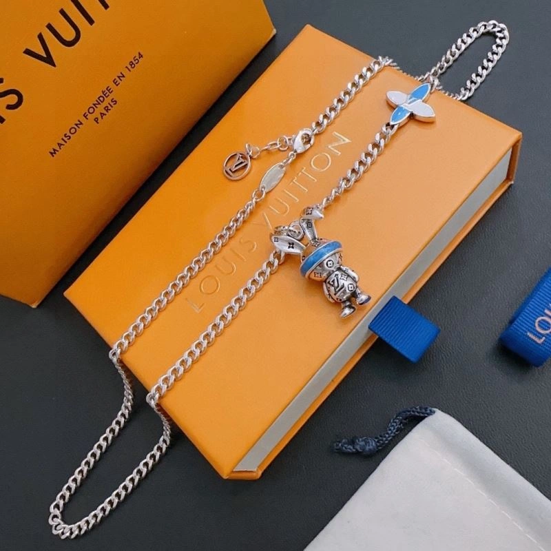 Exact replica Louis Vuitton Necklaces