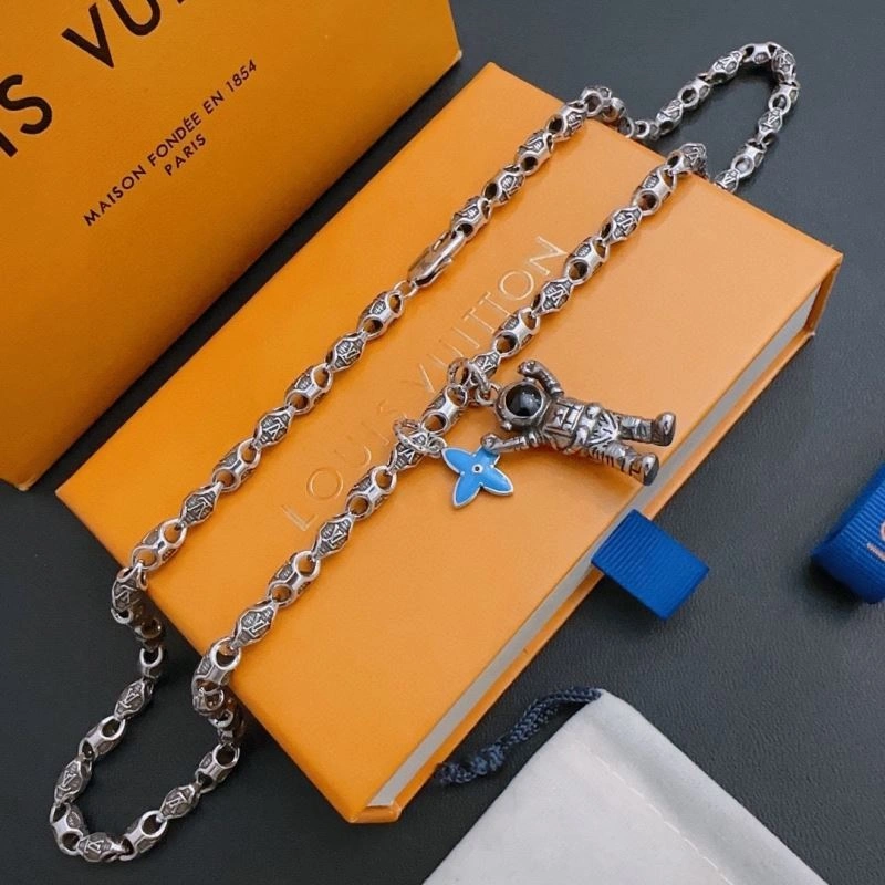 Original Louis Vuitton Necklaces