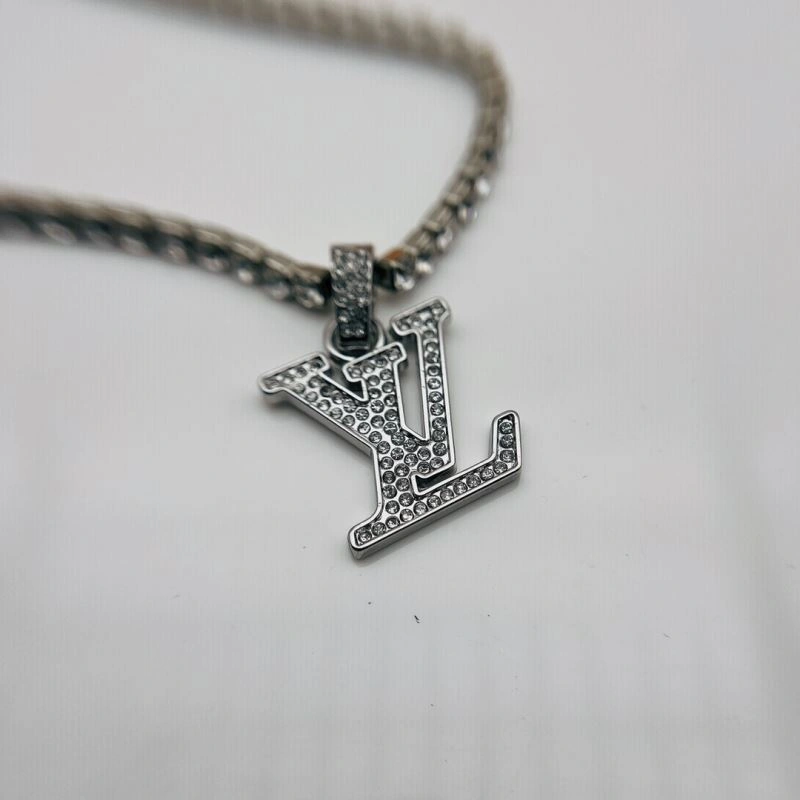 Perfect replica Louis Vuitton Necklaces