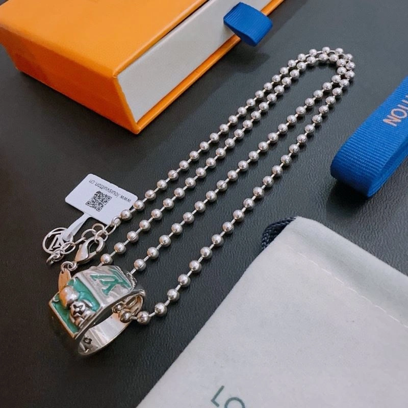 Top match Louis Vuitton Necklaces