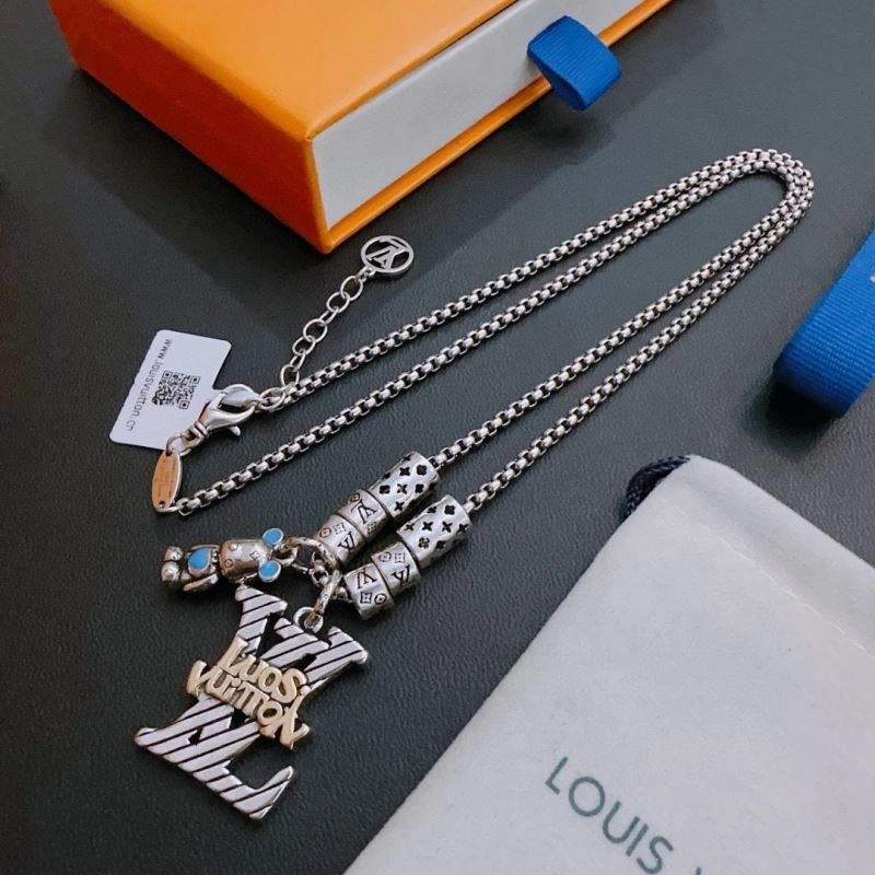 Cut-rate Louis Vuitton Necklaces
