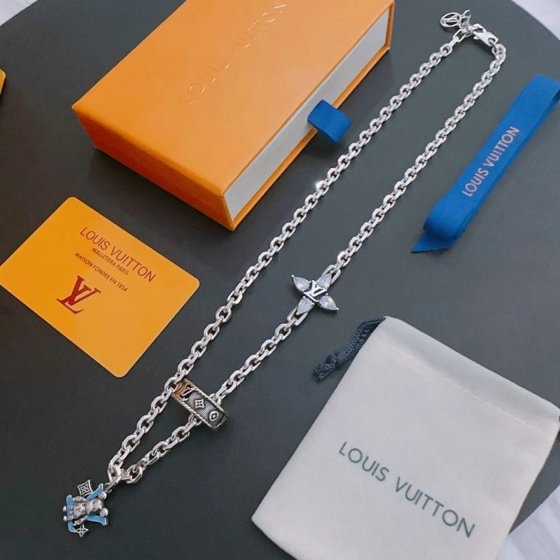 Legit Louis Vuitton Necklaces