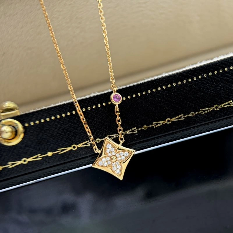 Reasonably priced Louis Vuitton Necklaces