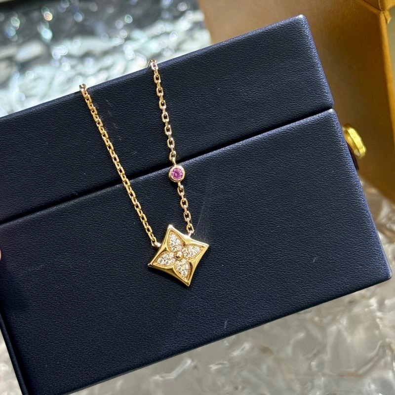 Reasonably priced Louis Vuitton Necklaces