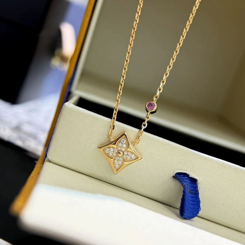 Reasonably priced Louis Vuitton Necklaces