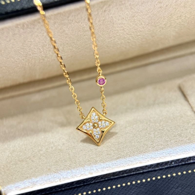 Reasonably priced Louis Vuitton Necklaces