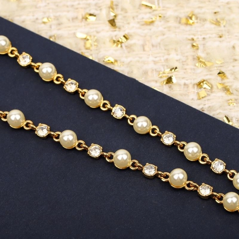 Reasonably priced Louis Vuitton Necklaces