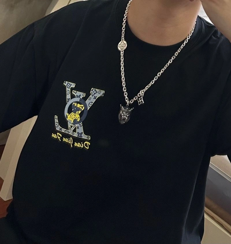Real Louis Vuitton Necklaces
