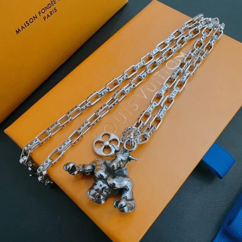 Factory-made Louis Vuitton Necklaces