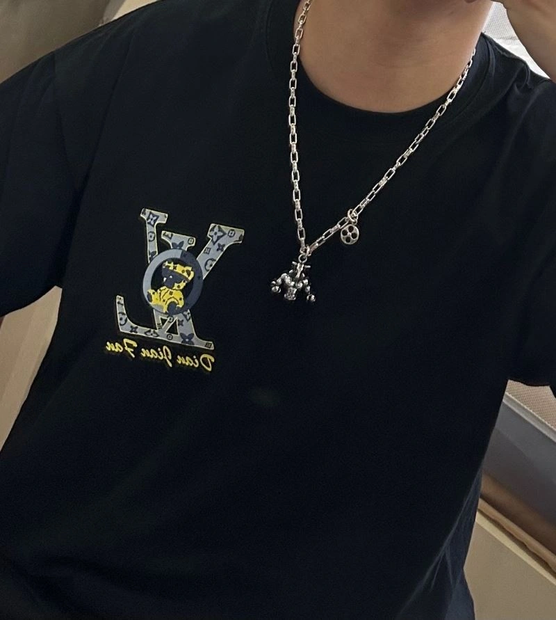 Factory-made Louis Vuitton Necklaces