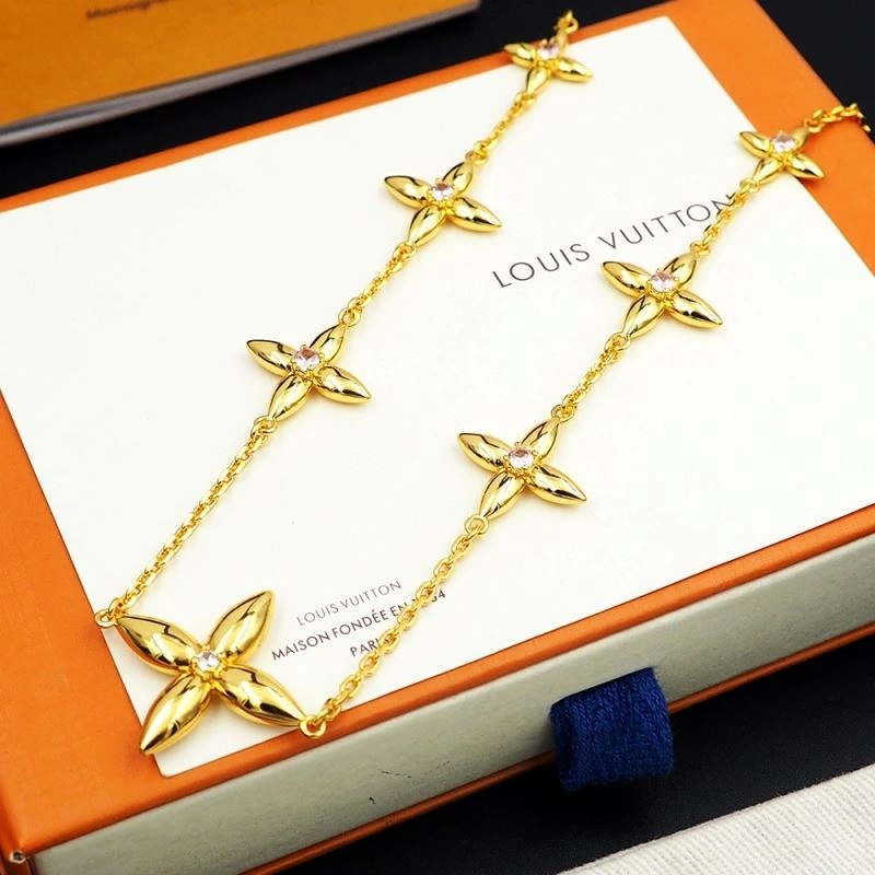 Accurate model Louis Vuitton Necklaces