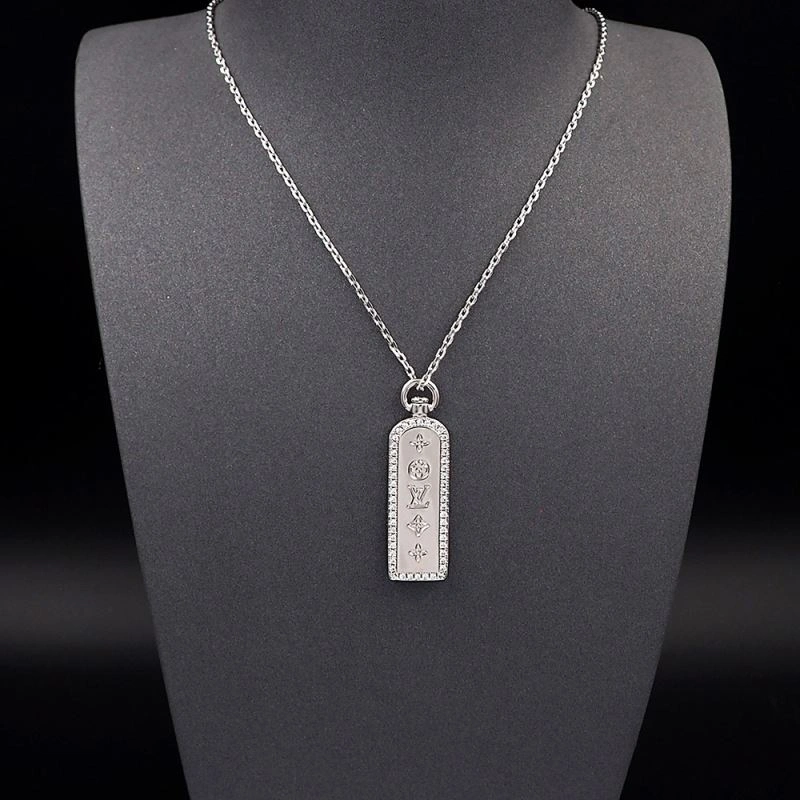 Brand-authenticated Louis Vuitton Necklaces