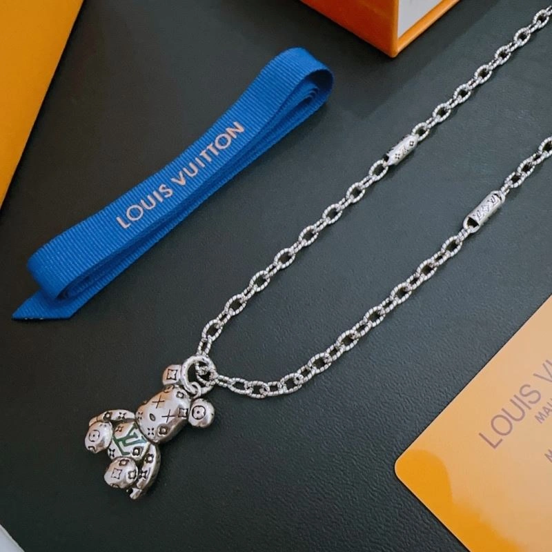 Factory-made Louis Vuitton Necklaces