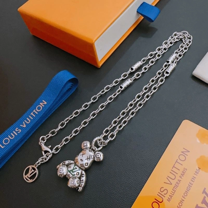 Factory-made Louis Vuitton Necklaces