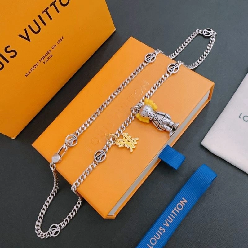 Cut-rate Louis Vuitton Necklaces