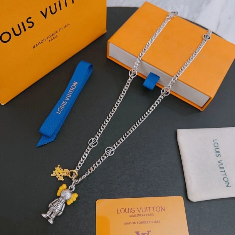 Cut-rate Louis Vuitton Necklaces