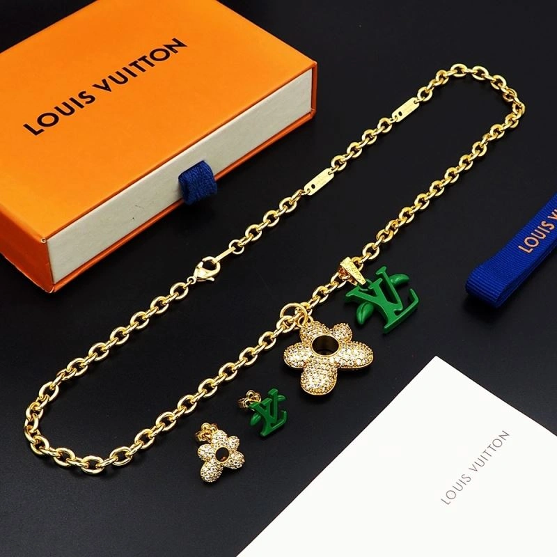Affordable Louis Vuitton Necklaces