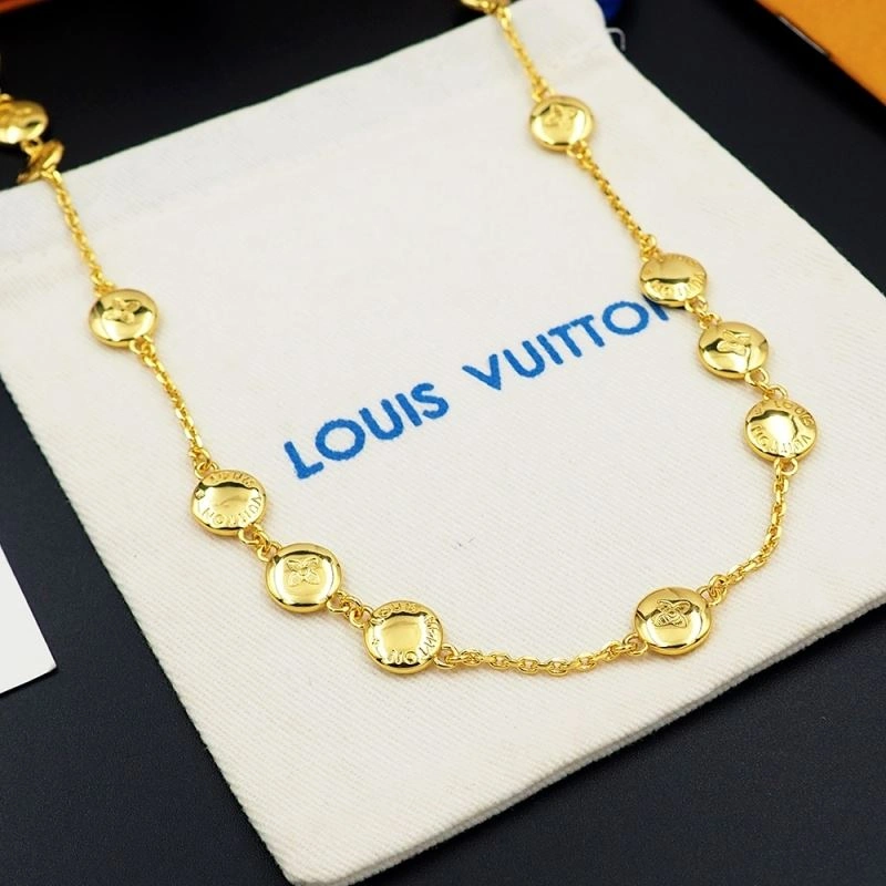 Bargain Louis Vuitton Necklaces