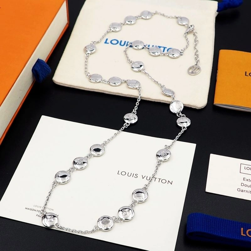 Cut-rate Louis Vuitton Necklaces