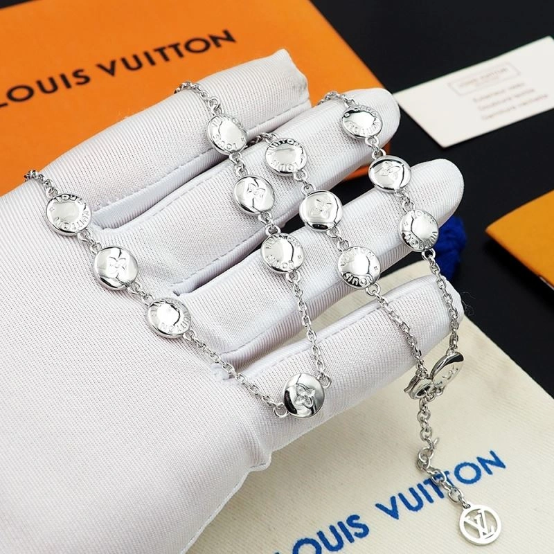 Cut-rate Louis Vuitton Necklaces