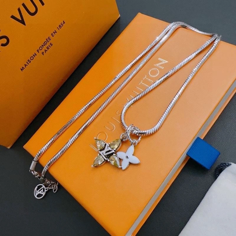 Perfect replica Louis Vuitton Necklaces