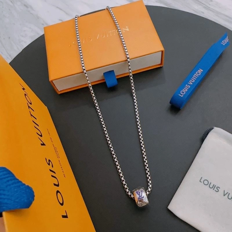 Original Louis Vuitton Necklaces