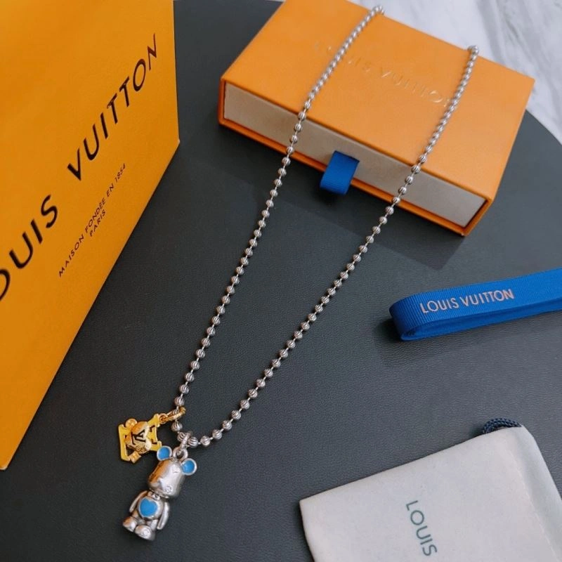 Precise copy Louis Vuitton Necklaces