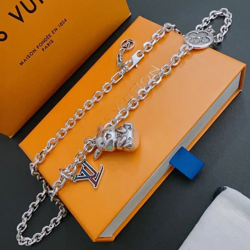 OEM Louis Vuitton Necklaces