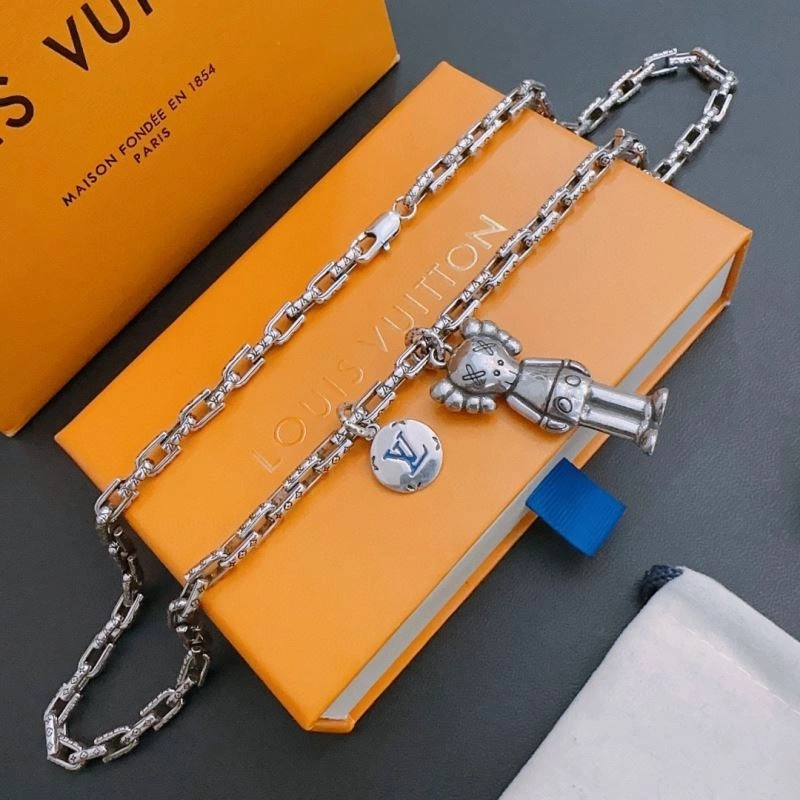Low-cost Louis Vuitton Necklaces