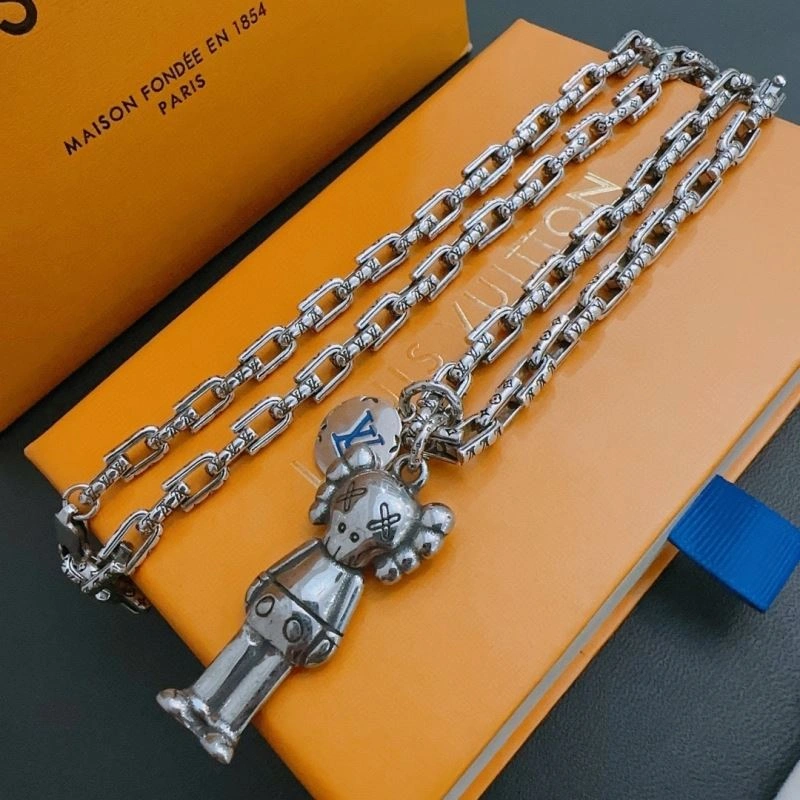 Low-cost Louis Vuitton Necklaces