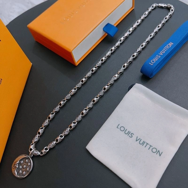 Reasonably priced Louis Vuitton Necklaces