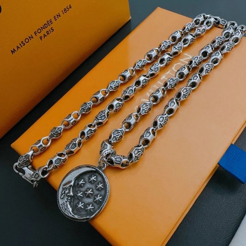 Reasonably priced Louis Vuitton Necklaces