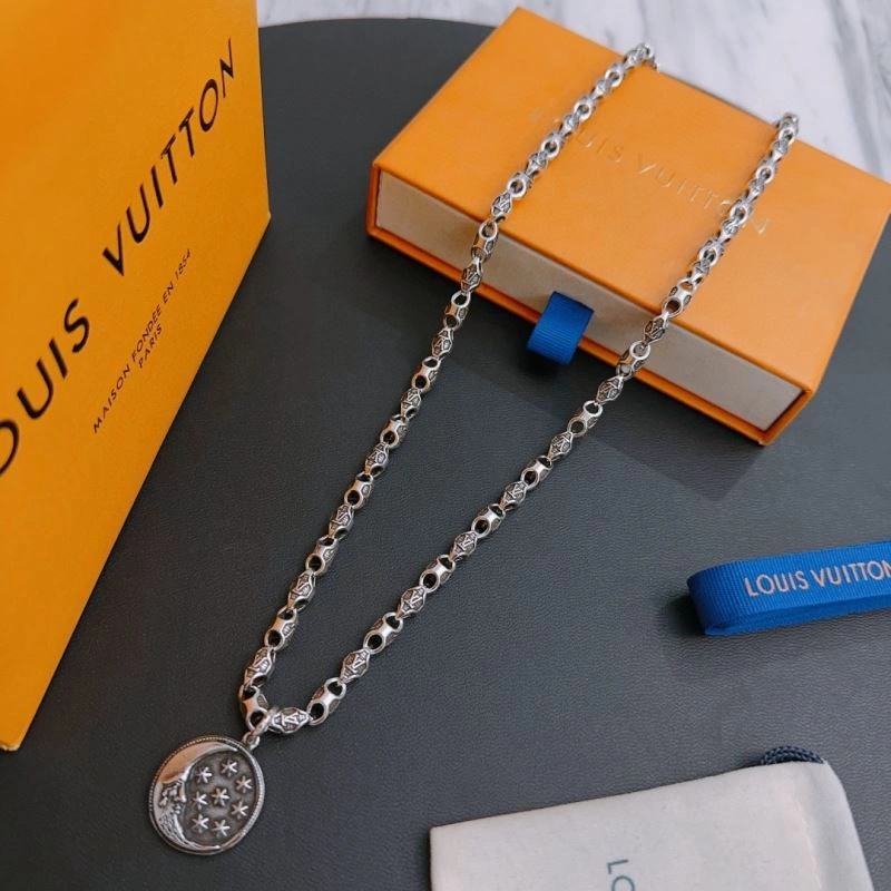 Reasonably priced Louis Vuitton Necklaces