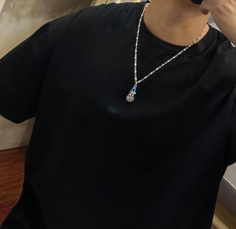 1:1 copy Louis Vuitton Necklaces