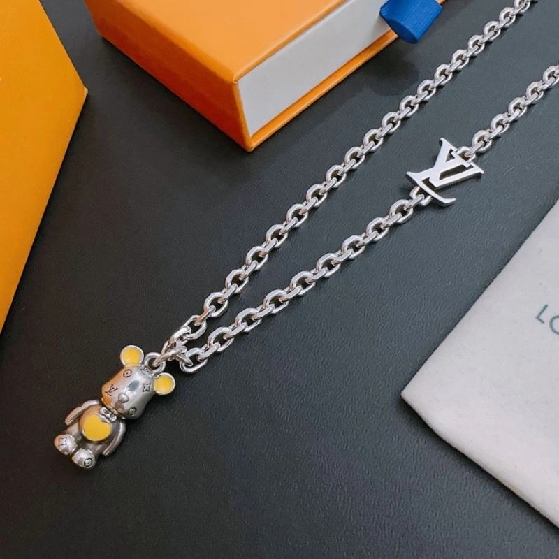 Original Louis Vuitton Necklaces