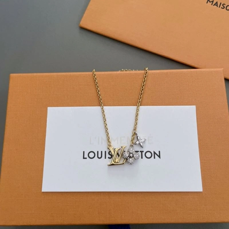 Brand-authenticated Louis Vuitton Necklaces