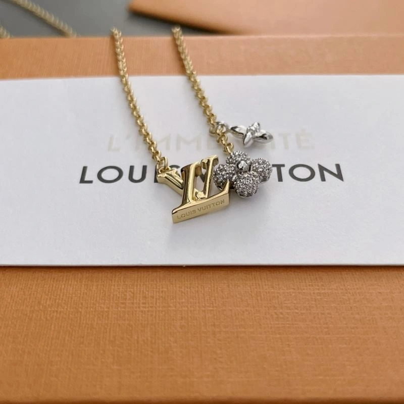 Brand-authenticated Louis Vuitton Necklaces