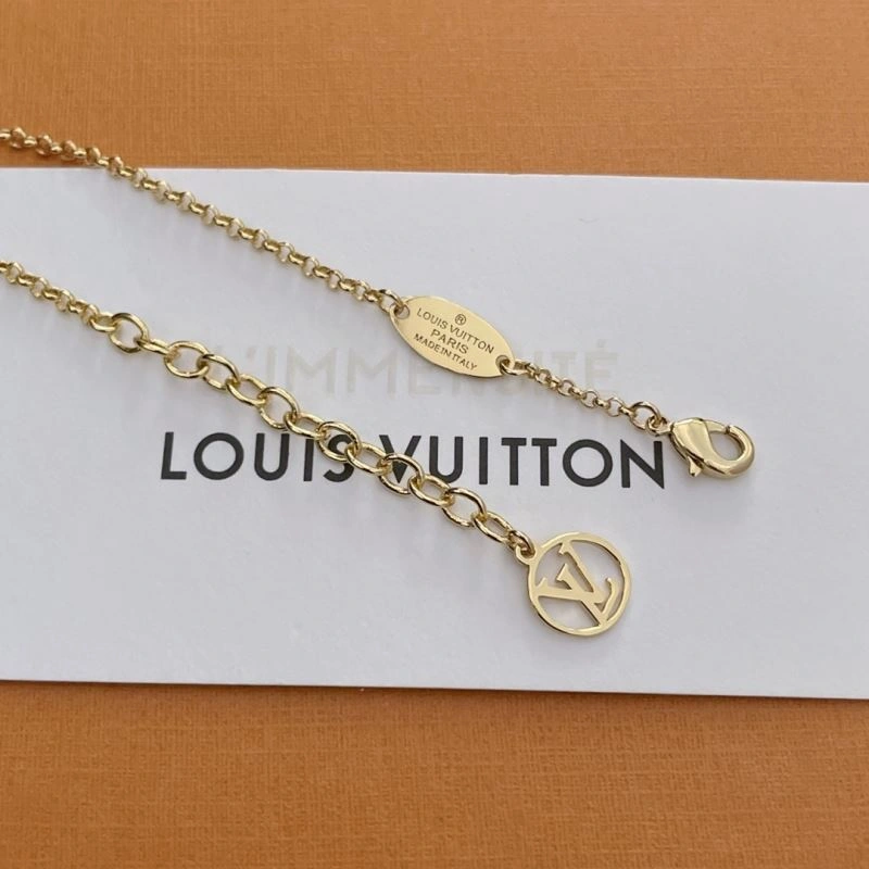 Brand-authenticated Louis Vuitton Necklaces