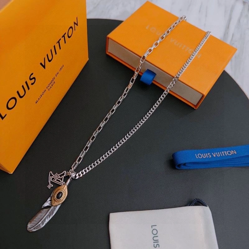 Value-priced Louis Vuitton Necklaces